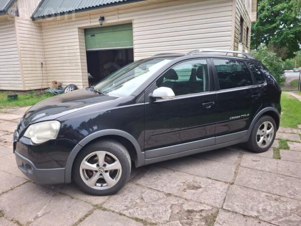 Melns Volkswagen Polo 2007 Rīga, ar dzinēja tilpumu 1.90 L un nobraukumu 295 tūkst. km par 2650 €, foto 2 vietnē AUTOMOTO.COM.LV
