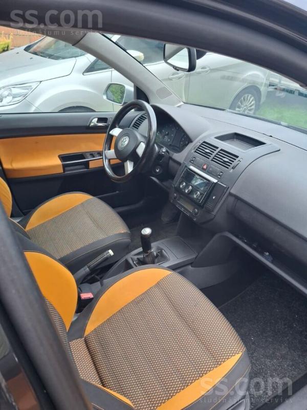 Melns Volkswagen Polo 2007 Rīga, ar dzinēja tilpumu 1.90 L un nobraukumu 295 tūkst. km par 2650 €, foto 4 vietnē AUTOMOTO.COM.LV
