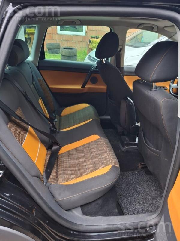Melns Volkswagen Polo 2007 Rīga, ar dzinēja tilpumu 1.90 L un nobraukumu 295 tūkst. km par 2650 €, foto 5 vietnē AUTOMOTO.COM.LV