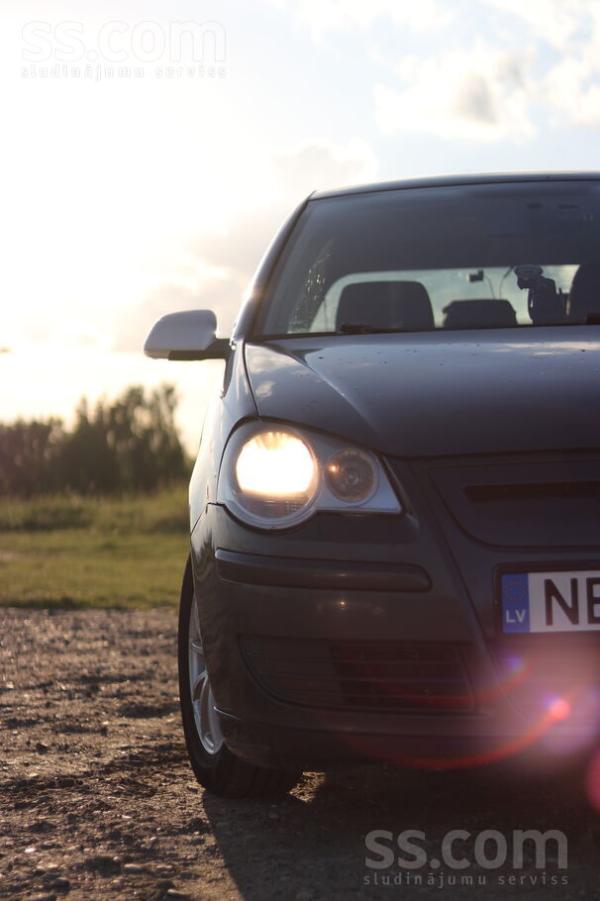 Melns Volkswagen Polo 2007 Daugavpils, ar dzinēja tilpumu 1.40 L un nobraukumu 207 tūkst. km par 1500 €, foto 4 vietnē AUTOMOTO.COM.LV