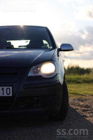 Melns Volkswagen Polo 2007 Daugavpils, ar dzinēja tilpumu 1.40 L un nobraukumu 207 tūkst. km par 1500 €, foto 6 vietnē AUTOMOTO.COM.LV