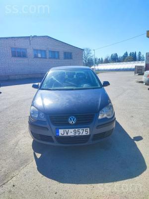 Black Volkswagen Polo 2007 in Tukums, with an engine capacity of 1.40 L and mileage of 222 thousand km for 800 €, photo 4 on AUTOMOTO.COM.LV