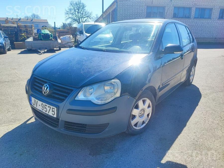 Black Volkswagen Polo 2007 in Tukums, with an engine capacity of 1.40 L and mileage of 222 thousand km for 800 €, photo 6 on AUTOMOTO.COM.LV