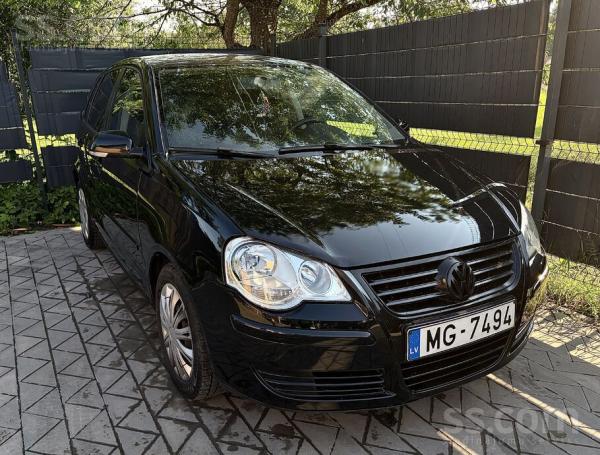 Black Volkswagen Polo 2007 in Riga, with an engine capacity of 1.40 L and mileage of 226 thousand km for 1400 €, photo 3 on AUTOMOTO.COM.LV