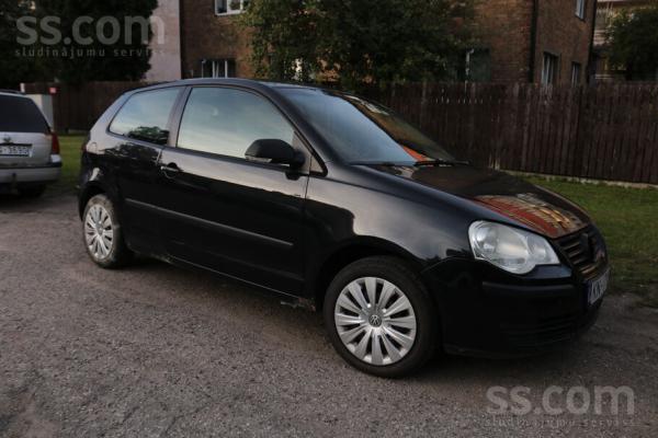 Melns Volkswagen Polo 2007 Rīga, ar dzinēja tilpumu 1.40 L un nobraukumu 350 tūkst. km par 950 €, foto 3 vietnē AUTOMOTO.COM.LV