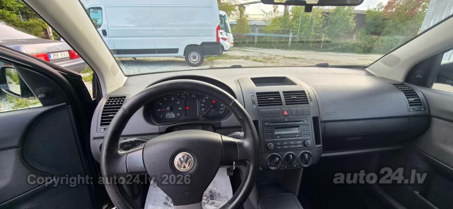 Black Volkswagen Polo 2007 in Tallinn, with an engine capacity of 1.20 L and mileage of 132 thousand km for 1200 €, photo 10 on AUTOMOTO.COM.LV