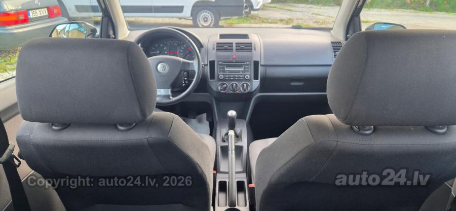 Black Volkswagen Polo 2007 in Tallinn, with an engine capacity of 1.20 L and mileage of 132 thousand km for 1200 €, photo 15 on AUTOMOTO.COM.LV