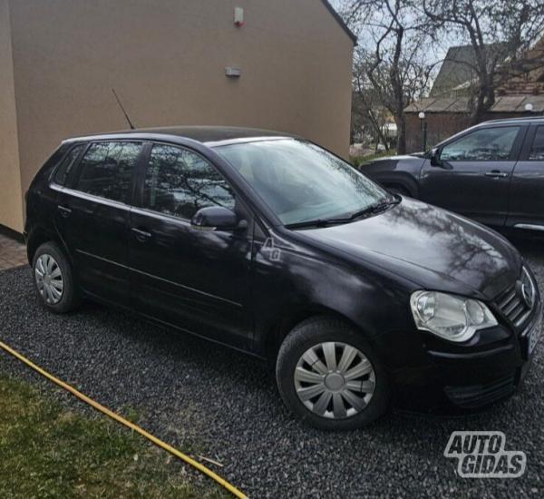 Black Volkswagen Polo 2008 in Vilnius, with an engine capacity of 1.40 L and mileage of 211 thousand km for 1350 €, photo 4 on AUTOMOTO.COM.LV