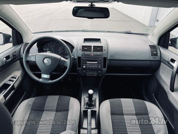 Melns Volkswagen Polo 2008 Tallina, ar dzinēja tilpumu 1.90 L un nobraukumu 299 tūkst. km par 2690 €, foto 7 vietnē AUTOMOTO.COM.LV