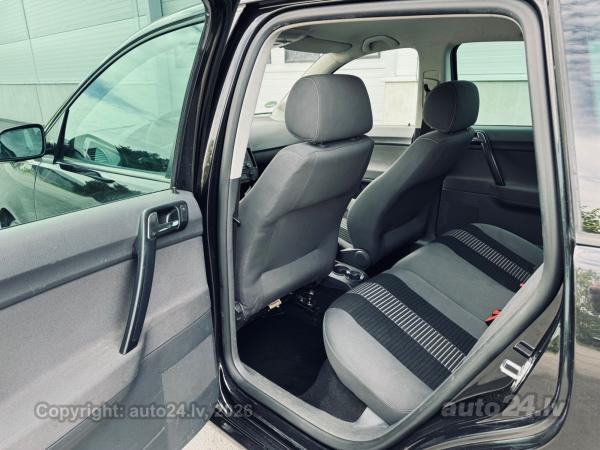 Melns Volkswagen Polo 2008 Tallina, ar dzinēja tilpumu 1.90 L un nobraukumu 299 tūkst. km par 2690 €, foto 9 vietnē AUTOMOTO.COM.LV