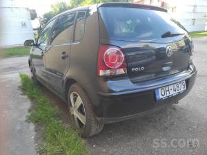 Black Volkswagen Polo 2008 in Jekabpils, with an engine capacity of 1.20 L and mileage of 219 thousand km for 2400 €, photo 4 on AUTOMOTO.COM.LV