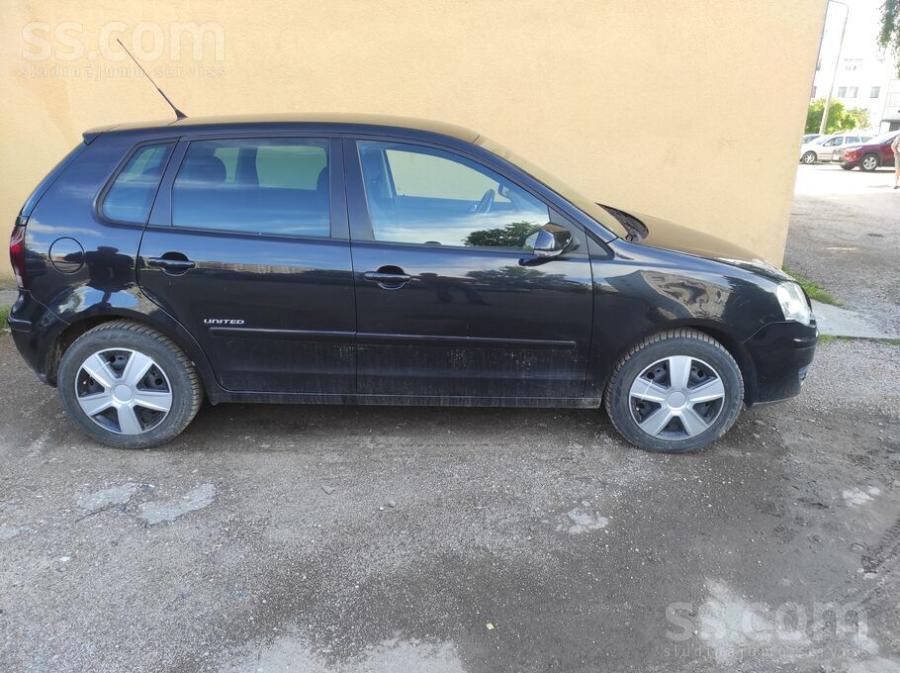 Black Volkswagen Polo 2008 in Jekabpils, with an engine capacity of 1.20 L and mileage of 219 thousand km for 2400 €, photo 6 on AUTOMOTO.COM.LV