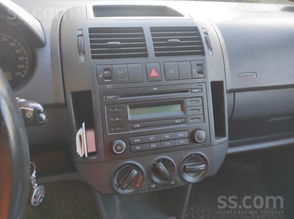 Black Volkswagen Polo 2008 in Jekabpils, with an engine capacity of 1.20 L and mileage of 219 thousand km for 2400 €, photo 7 on AUTOMOTO.COM.LV
