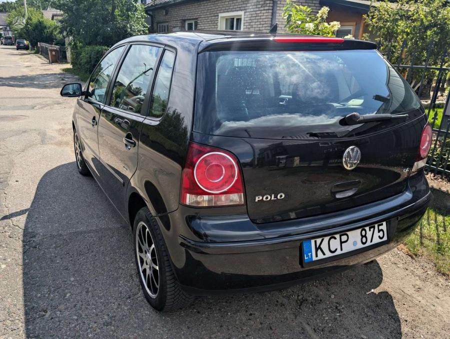 Melns Volkswagen Polo 2008 Kauņa, ar dzinēja tilpumu 1.39 L un nobraukumu 131 tūkst. km par 2000 €, foto 7 vietnē AUTOMOTO.COM.LV