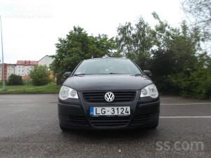 Black Volkswagen Polo 2009 in Daugavpils, with an engine capacity of 1.20 L and mileage of 287 thousand km for 1350 €, photo 5 on AUTOMOTO.COM.LV