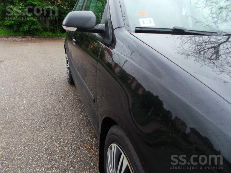 Black Volkswagen Polo 2009 in Daugavpils, with an engine capacity of 1.20 L and mileage of 287 thousand km for 1350 €, photo 7 on AUTOMOTO.COM.LV
