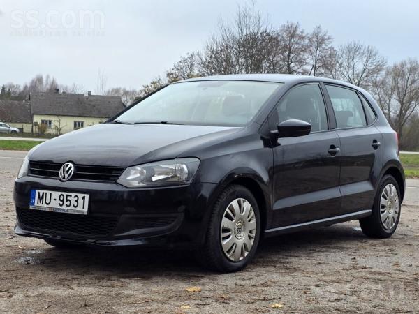 Black Volkswagen Polo 2009 in Liepaja, with an engine capacity of 1.60 L and mileage of 236 thousand km for 3750 €, photo 3 on AUTOMOTO.COM.LV