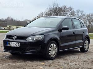 Melns Volkswagen Polo 2009 Liepāja, ar dzinēja tilpumu 1.60 L un nobraukumu 236 tūkst. km par 3750 €, foto 3 vietnē AUTOMOTO.COM.LV