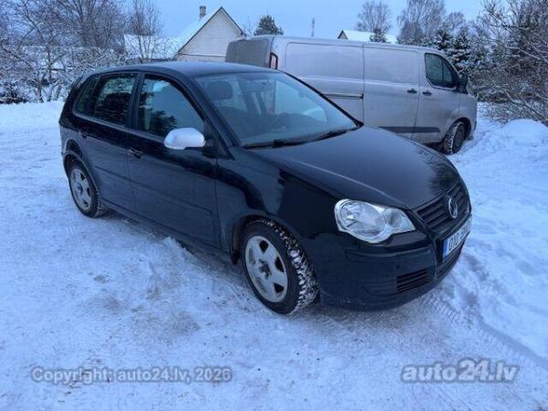 Melns Volkswagen Polo 2009 Tallina, ar dzinēja tilpumu 1.40 L un nobraukumu 348 tūkst. km par 2300 €, foto 5 vietnē AUTOMOTO.COM.LV