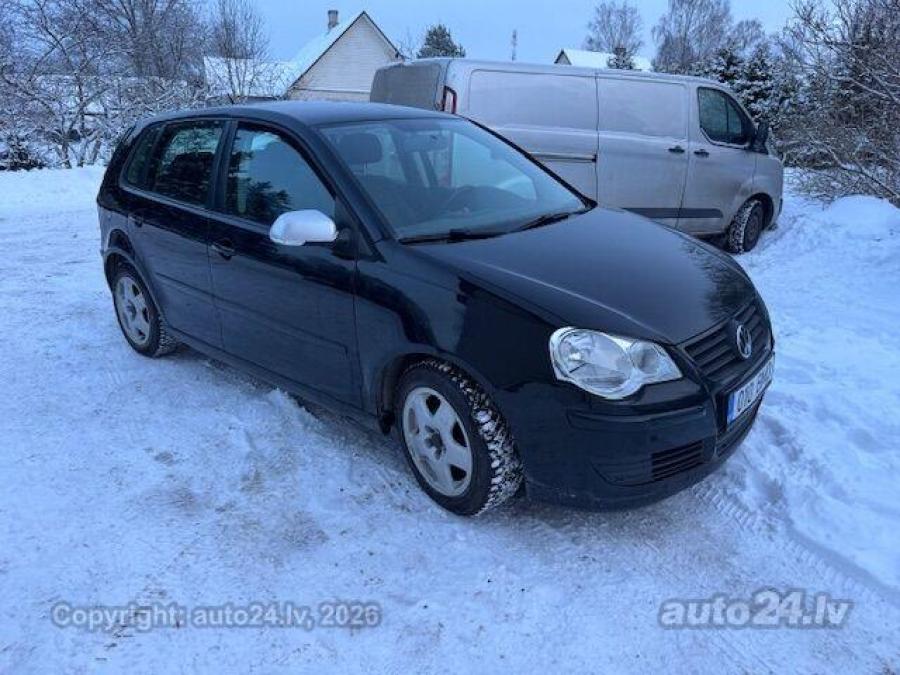 Melns Volkswagen Polo 2009 Tallina, ar dzinēja tilpumu 1.40 L un nobraukumu 348 tūkst. km par 2300 €, foto 5 vietnē AUTOMOTO.COM.LV