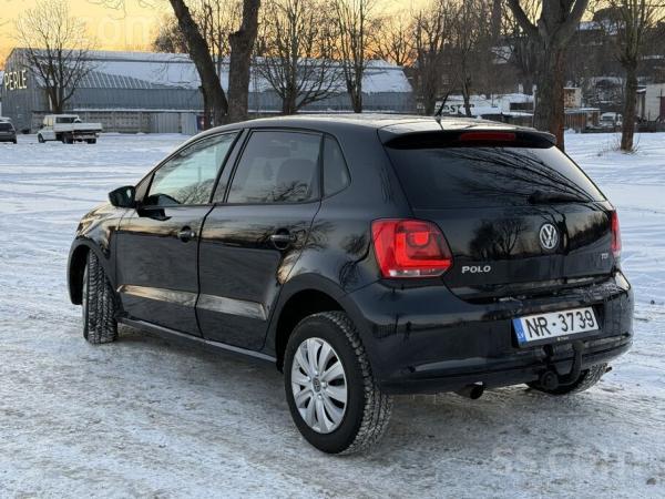 Black Volkswagen Polo 2009 in Riga, with an engine capacity of 1.60 L and mileage of 234 thousand km for 3200 €, photo 2 on AUTOMOTO.COM.LV