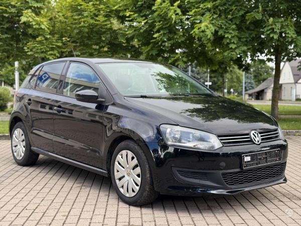 Melns Volkswagen Polo 2009 Ukmergė, ar dzinēja tilpumu 1.60 L un nobraukumu 326 tūkst. km par 2400 €, foto 1 vietnē AUTOMOTO.COM.LV