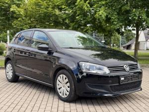 Black Volkswagen Polo 2009 in Ukmerge, with an engine capacity of 1.60 L and mileage of 326 thousand km for 2400 €, photo  on AUTOMOTO.COM.LV