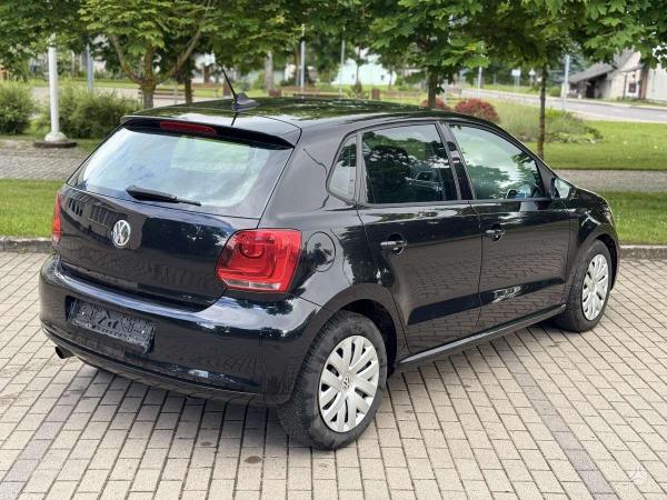 Melns Volkswagen Polo 2009 Ukmergė, ar dzinēja tilpumu 1.60 L un nobraukumu 326 tūkst. km par 2400 €, foto 3 vietnē AUTOMOTO.COM.LV