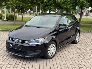 Black Volkswagen Polo 2009 in Ukmerge, with an engine capacity of 1.60 L and mileage of 326 thousand km for 2400 €, photo 3 on AUTOMOTO.COM.LV