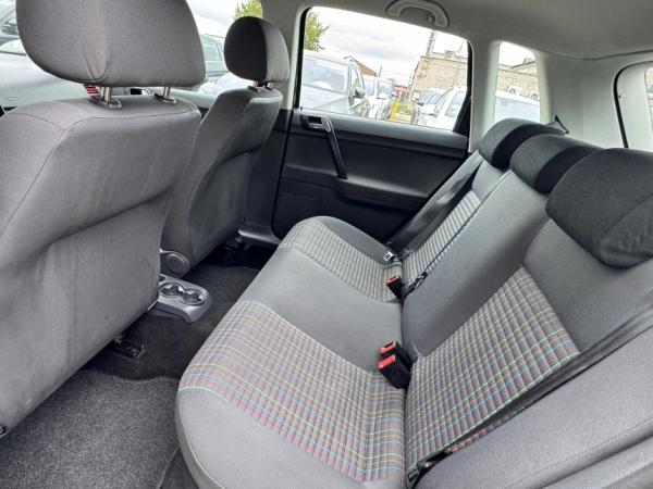 Melns Volkswagen Polo 2009 Rīga, ar dzinēja tilpumu 1.20 L un nobraukumu 286 tūkst. km par 1500 €, foto 5 vietnē AUTOMOTO.COM.LV