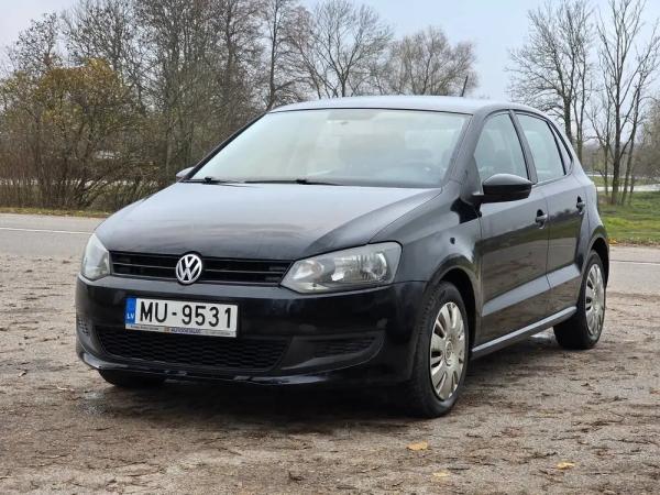 Melns Volkswagen Polo 2009 Grobiņa, ar dzinēja tilpumu 1.60 L un nobraukumu 236 tūkst. km par 3750 €, foto 1 vietnē AUTOMOTO.COM.LV