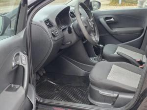 Melns Volkswagen Polo 2009 Grobiņa, ar dzinēja tilpumu 1.60 L un nobraukumu 236 tūkst. km par 3750 €, foto 17 vietnē AUTOMOTO.COM.LV