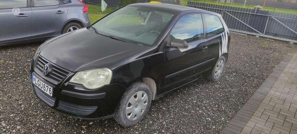 Melns Volkswagen Polo 2009 Šauļi, ar dzinēja tilpumu 1.20 L un nobraukumu 184 tūkst. km par 950 €, foto 2 vietnē AUTOMOTO.COM.LV