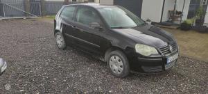 Black Volkswagen Polo 2009 in Siauliai, with an engine capacity of 1.20 L and mileage of 184 thousand km for 950 €, photo 6 on AUTOMOTO.COM.LV