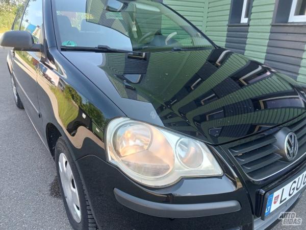 Black Volkswagen Polo 2009 in Siauliai, with an engine capacity of 1.20 L and mileage of 183 thousand km for 1180 €, photo 1 on AUTOMOTO.COM.LV