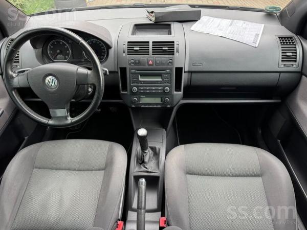 Black Volkswagen Polo 2009 in Ogre, with an engine capacity of 1.20 L and mileage of 230 thousand km for 3150 €, photo 10 on AUTOMOTO.COM.LV
