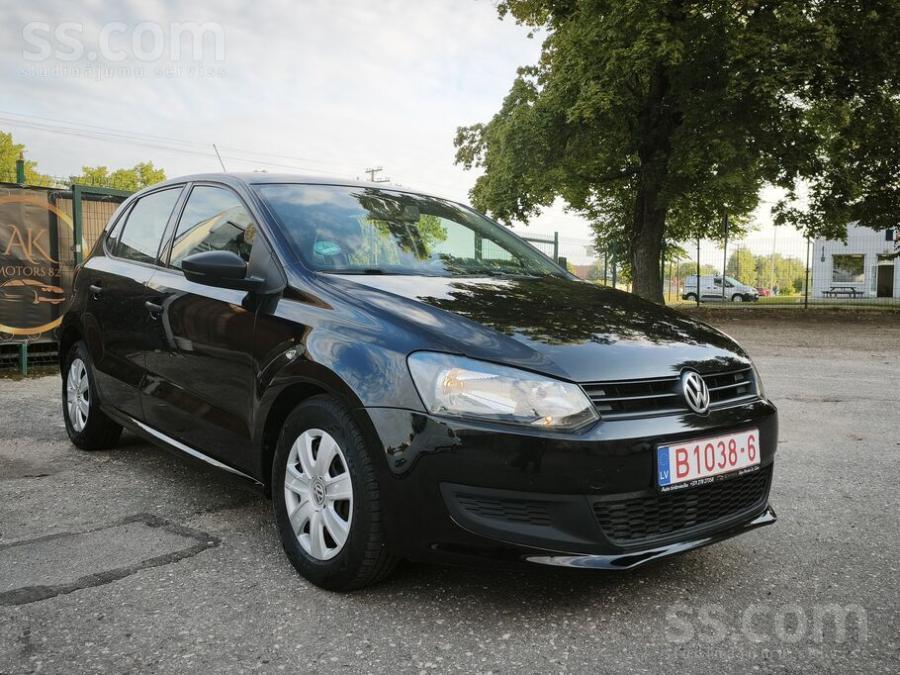 Black Volkswagen Polo 2009 in Cesis, with an engine capacity of 1.60 L and mileage of 0 thousand km for 4700 €, photo 4 on AUTOMOTO.COM.LV
