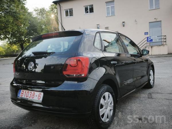 Melns Volkswagen Polo 2009 Cēsis, ar dzinēja tilpumu 1.60 L un nobraukumu 0 tūkst. km par 4700 €, foto 9 vietnē AUTOMOTO.COM.LV