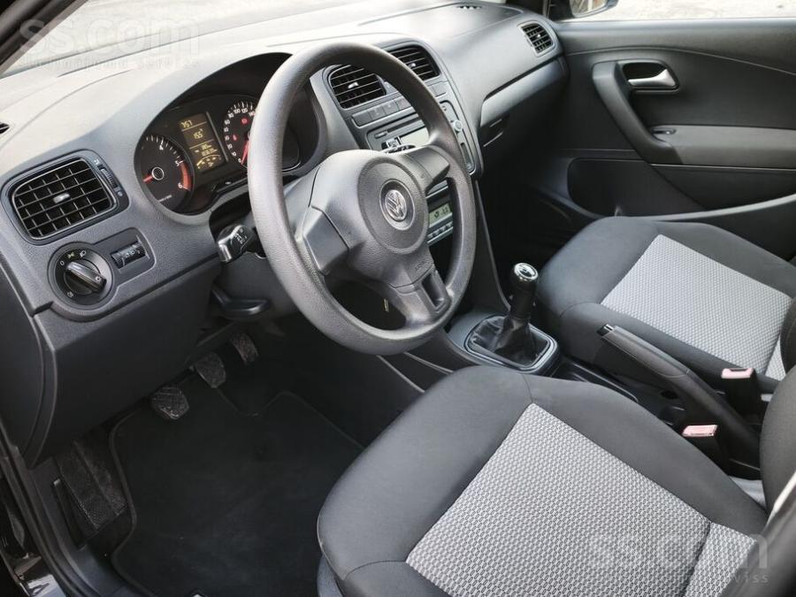 Black Volkswagen Polo 2009 in Cesis, with an engine capacity of 1.60 L and mileage of 0 thousand km for 4700 €, photo 14 on AUTOMOTO.COM.LV