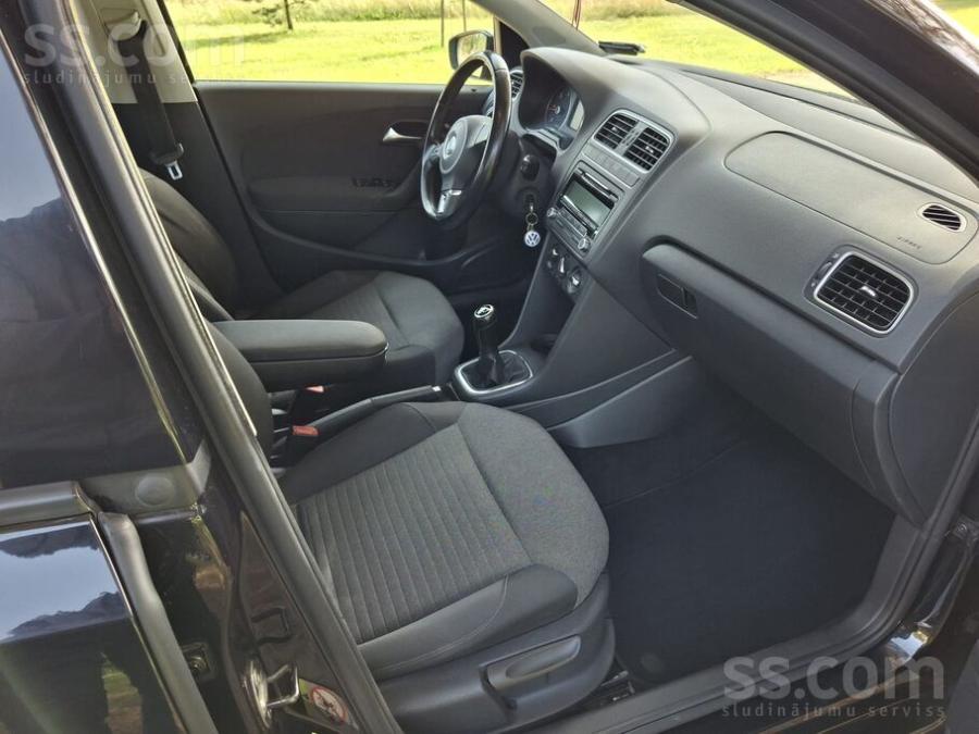 Melns Volkswagen Polo 2009 Valmiera, ar dzinēja tilpumu 1.60 L un nobraukumu 175 tūkst. km par 5300 €, foto 9 vietnē AUTOMOTO.COM.LV
