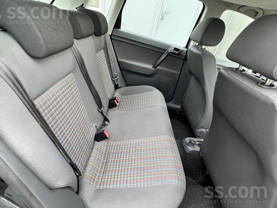 Melns Volkswagen Polo 2009 Daugavpils, ar dzinēja tilpumu 1.20 L un nobraukumu 0 tūkst. km par 1490 €, foto 12 vietnē AUTOMOTO.COM.LV