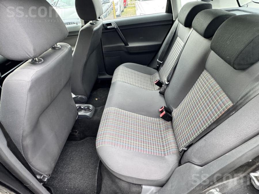 Melns Volkswagen Polo 2009 Daugavpils, ar dzinēja tilpumu 1.20 L un nobraukumu 0 tūkst. km par 1490 €, foto 13 vietnē AUTOMOTO.COM.LV
