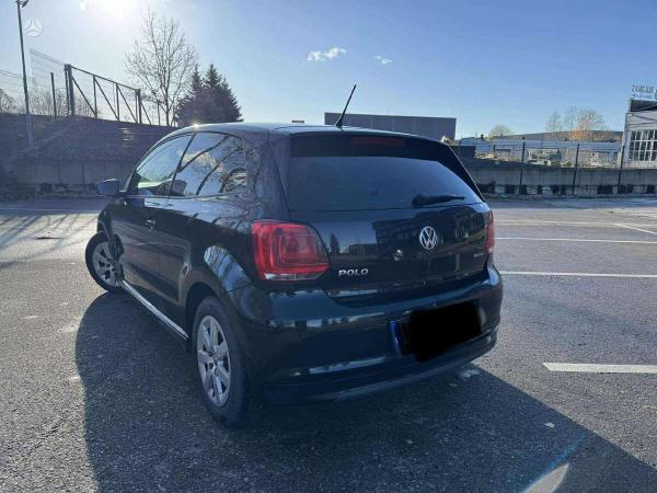 Melns Volkswagen Polo 2010 Kauņa, ar dzinēja tilpumu 1.20 L un nobraukumu 236 tūkst. km par 3500 €, foto 2 vietnē AUTOMOTO.COM.LV