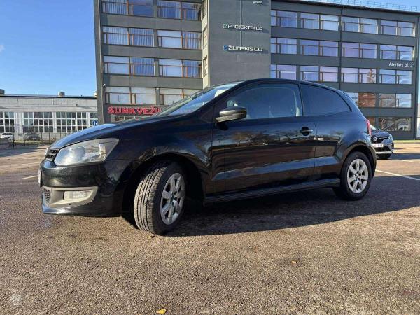 Melns Volkswagen Polo 2010 Kauņa, ar dzinēja tilpumu 1.20 L un nobraukumu 236 tūkst. km par 3500 €, foto 4 vietnē AUTOMOTO.COM.LV