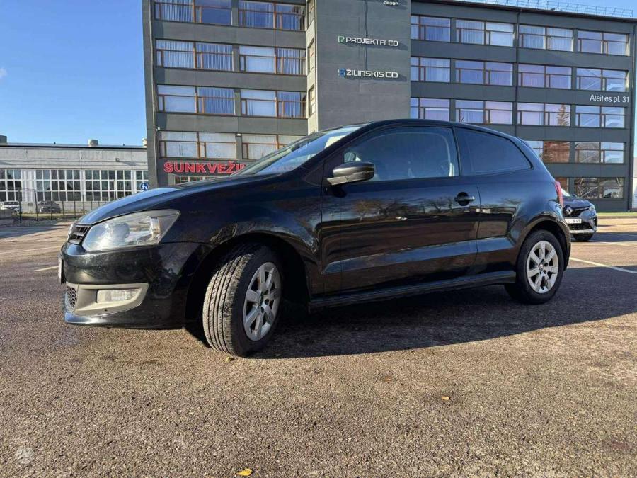 Melns Volkswagen Polo 2010 Kauņa, ar dzinēja tilpumu 1.20 L un nobraukumu 236 tūkst. km par 3500 €, foto 4 vietnē AUTOMOTO.COM.LV