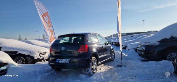 Melns Volkswagen Polo 2010 Viļņa, ar dzinēja tilpumu 1.20 L un nobraukumu 260 tūkst. km par 4450 €, foto 2 vietnē AUTOMOTO.COM.LV