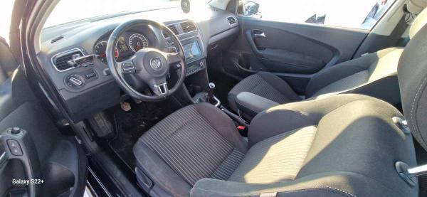 Melns Volkswagen Polo 2010 Viļņa, ar dzinēja tilpumu 1.20 L un nobraukumu 260 tūkst. km par 4450 €, foto 6 vietnē AUTOMOTO.COM.LV