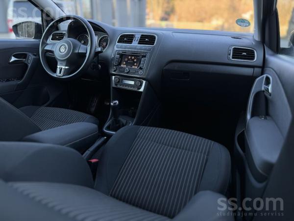 Melns Volkswagen Polo 2010 Jūrmala, ar dzinēja tilpumu 1.60 L un nobraukumu 0 tūkst. km par 3490 €, foto 5 vietnē AUTOMOTO.COM.LV