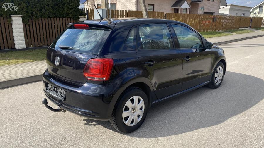 Melns Volkswagen Polo 2010 Vilkaviškis, ar dzinēja tilpumu 1.20 L un nobraukumu 231 tūkst. km par 3050 €, foto 5 vietnē AUTOMOTO.COM.LV