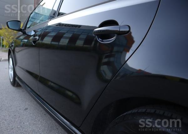 Black Volkswagen Polo 2010 in Riga, with an engine capacity of 1.20 L and mileage of 306 thousand km for 3490 €, photo 7 on AUTOMOTO.COM.LV